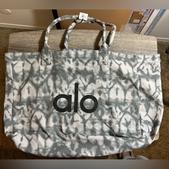ALO Yoga | Bags | Alo Yoga Tie Dye Grey Tote Bag | Poshmark